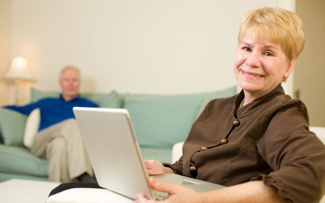 Millennial mom shreds absentee boomer grandparents - Upworthy