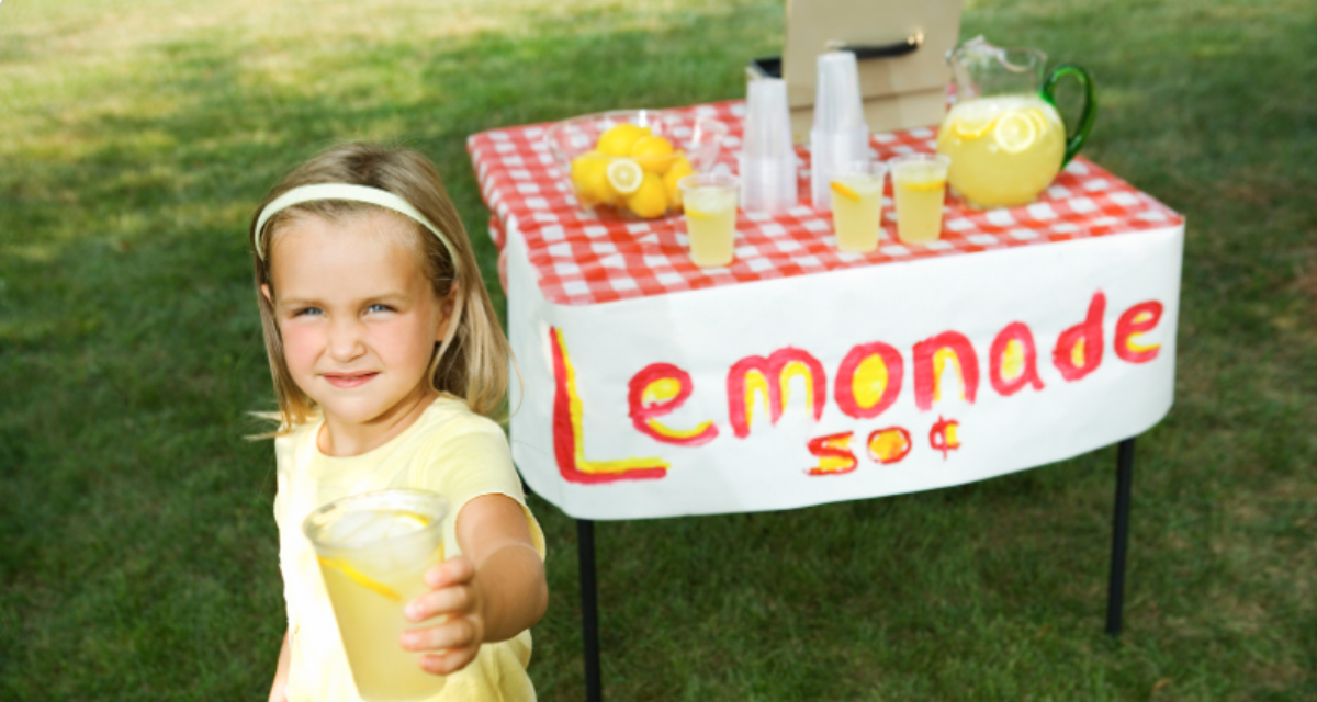People explain how lemonade stands work to a non-American who asked if ...